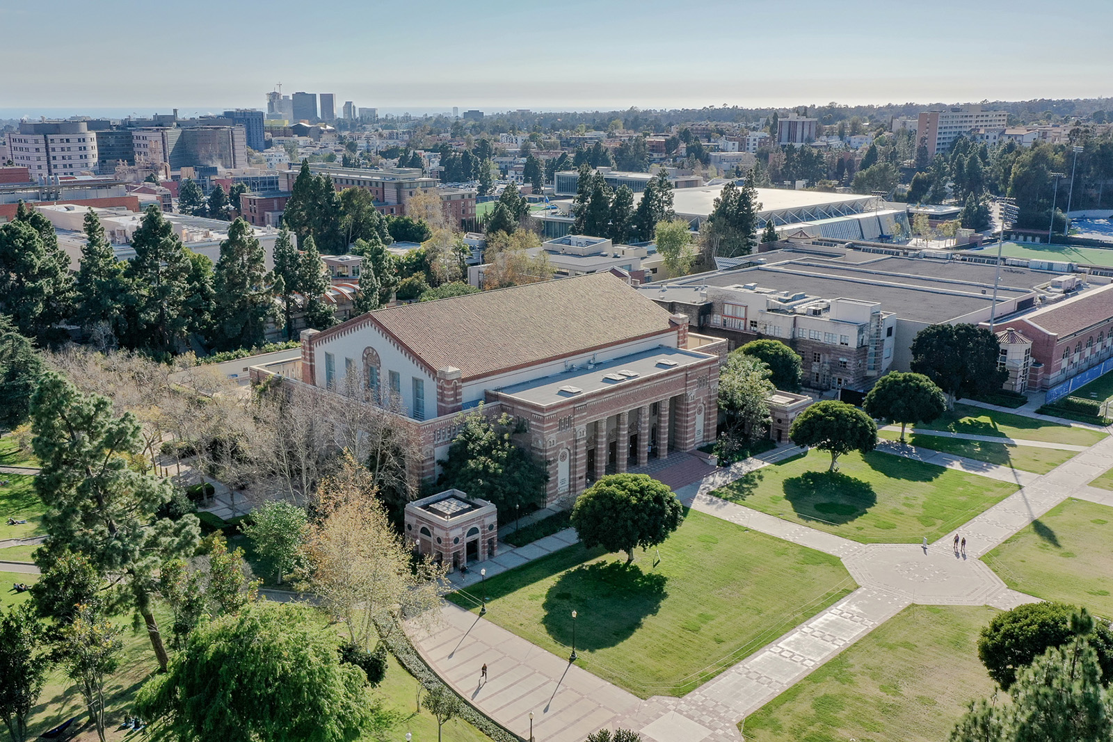 CREATIVITY & TECHNOLOGY – UCLA Community Programs Office